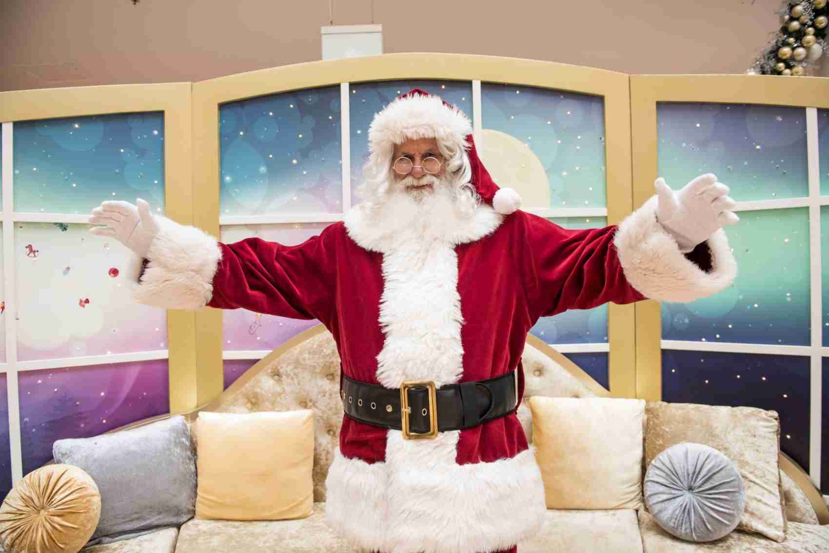 Santa's Coming to Chatswood Chase: Let the Festive Season Begin! - Ku ...