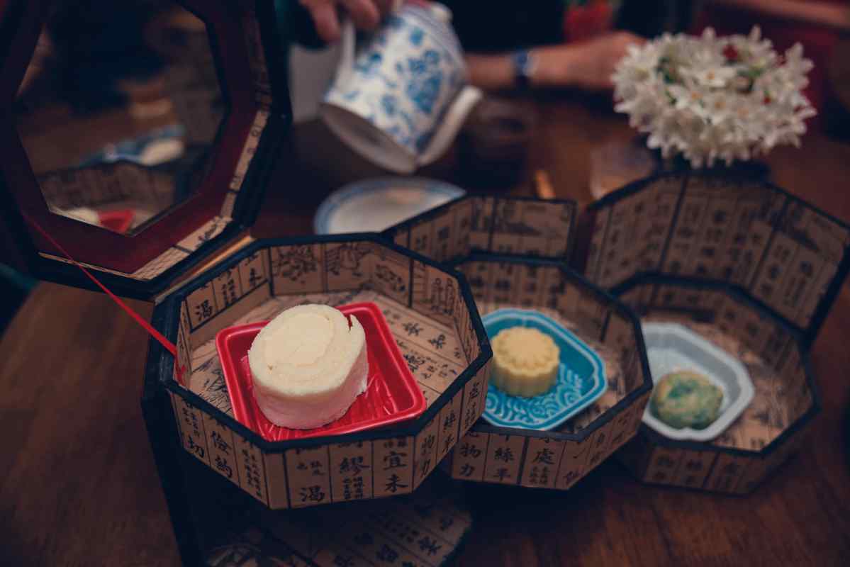 Ms. Right Teahouse Opens In The Old Sous Le Soleil Cottage - Ku-ring ...