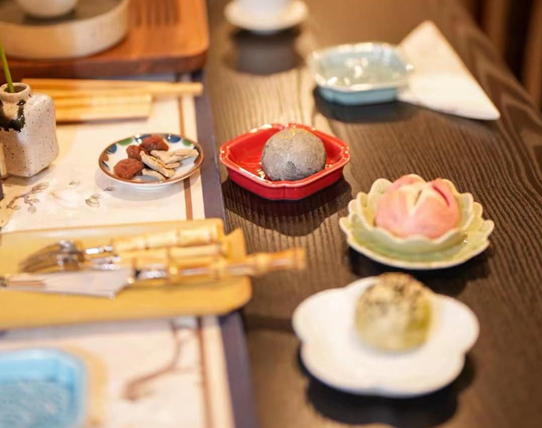 Ms. Right Teahouse Opens In The Old Sous Le Soleil Cottage - Ku-ring ...